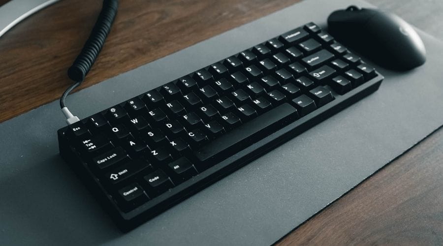Ultimate Guide: Best Keyboard For Rainbow Six Siege (2021)