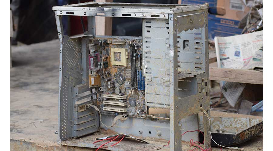 7 Must-Have Minimalist PC Cases 2021 (For An Aesthetic Look)